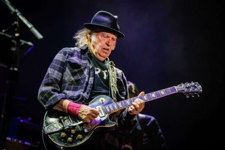 20 Most Popular Canadian Artist Of All Time
