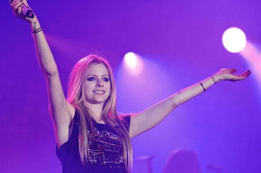 20 Most Popular Canadian Artist Of All Time