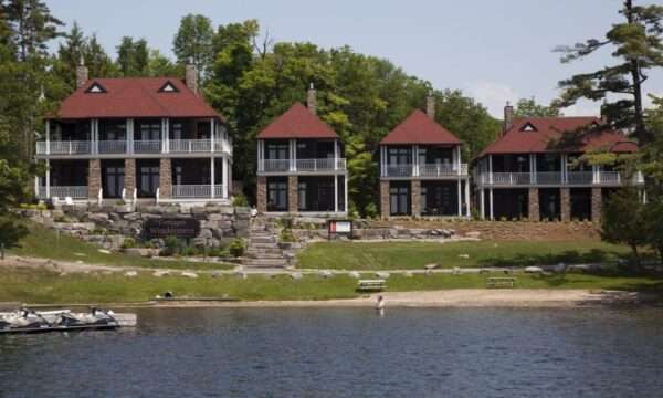 Spectacular Lake Muskoka : Everything You Need To Know