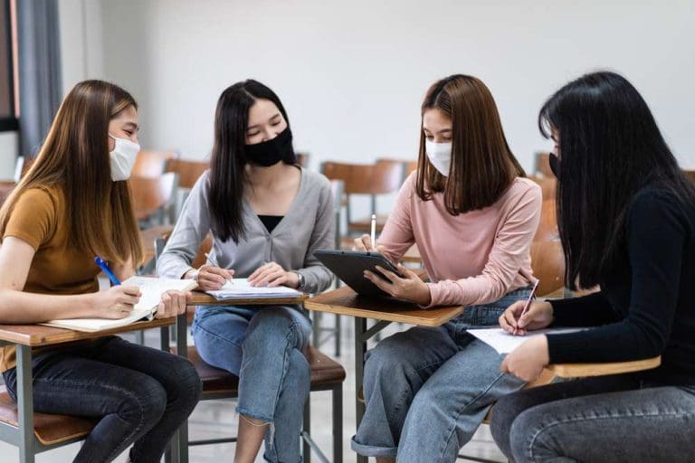 6 Crucial Tips for Applying to Robertson College