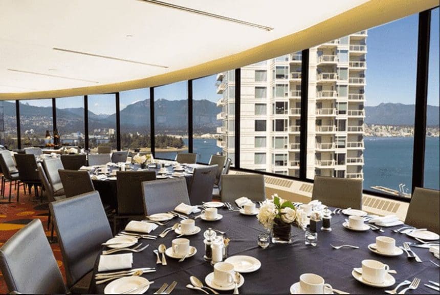 Pinnacle Hotel Vancouver: Amazing Facilities