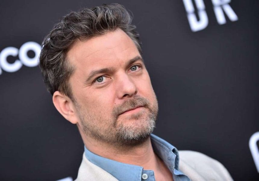 The 15 Famous Canadian Celebrities: Icons of Entertainment