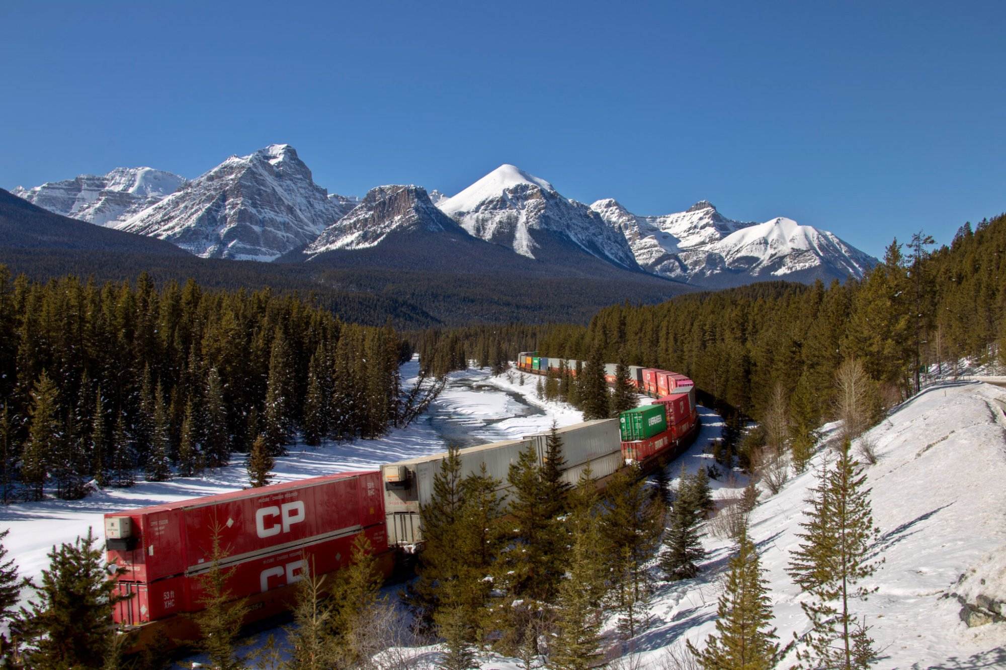 The Mystery of Lake Louise's Blue Color Revealed