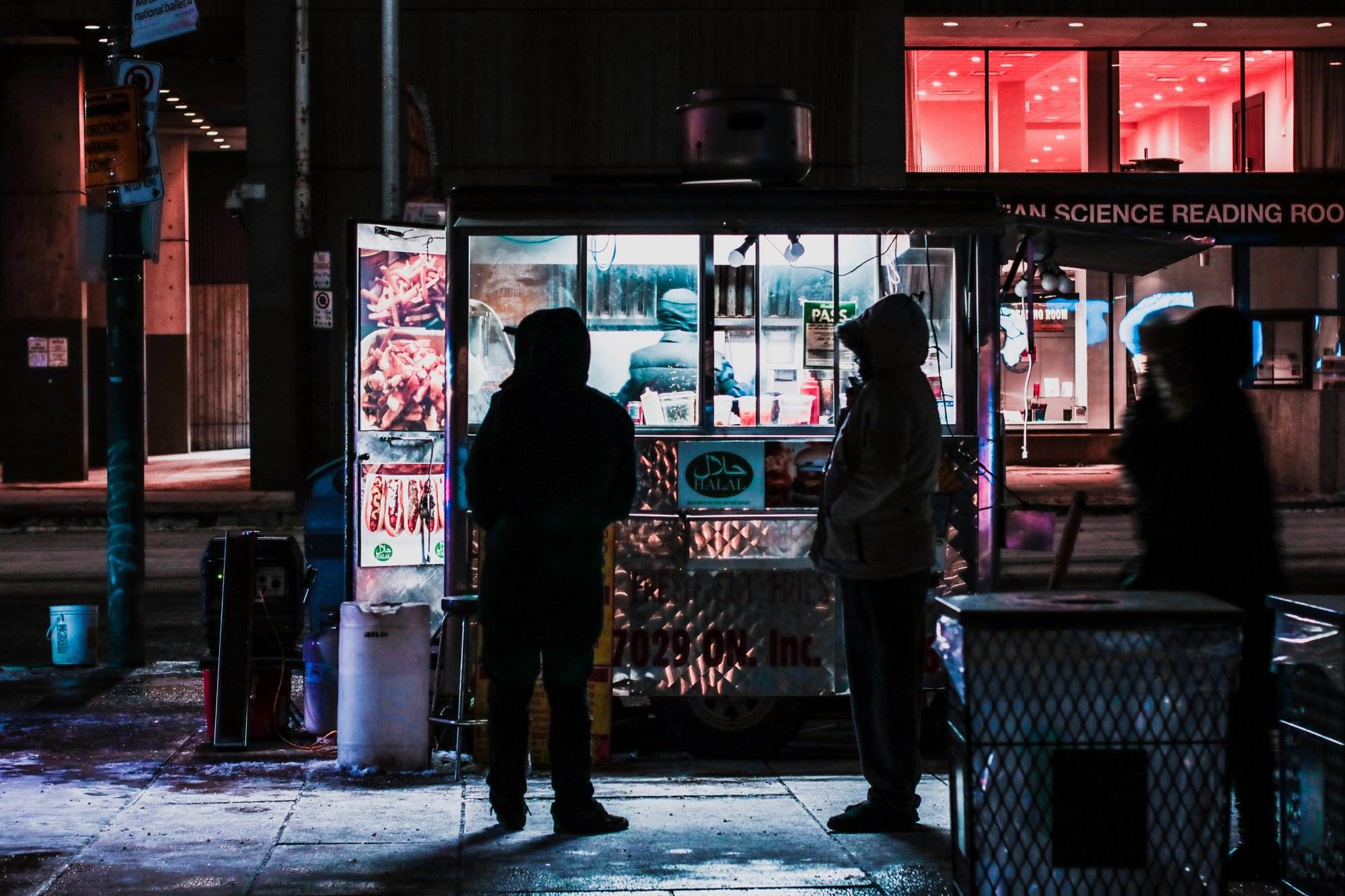 Best Street Food in Toronto: Exploring The Hidden Gems - Icy Canada